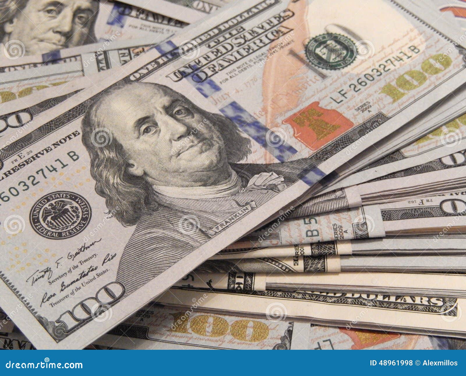 New One Hundred Dollar Bills Stack Stock Photo - Image of pattern, flow ...