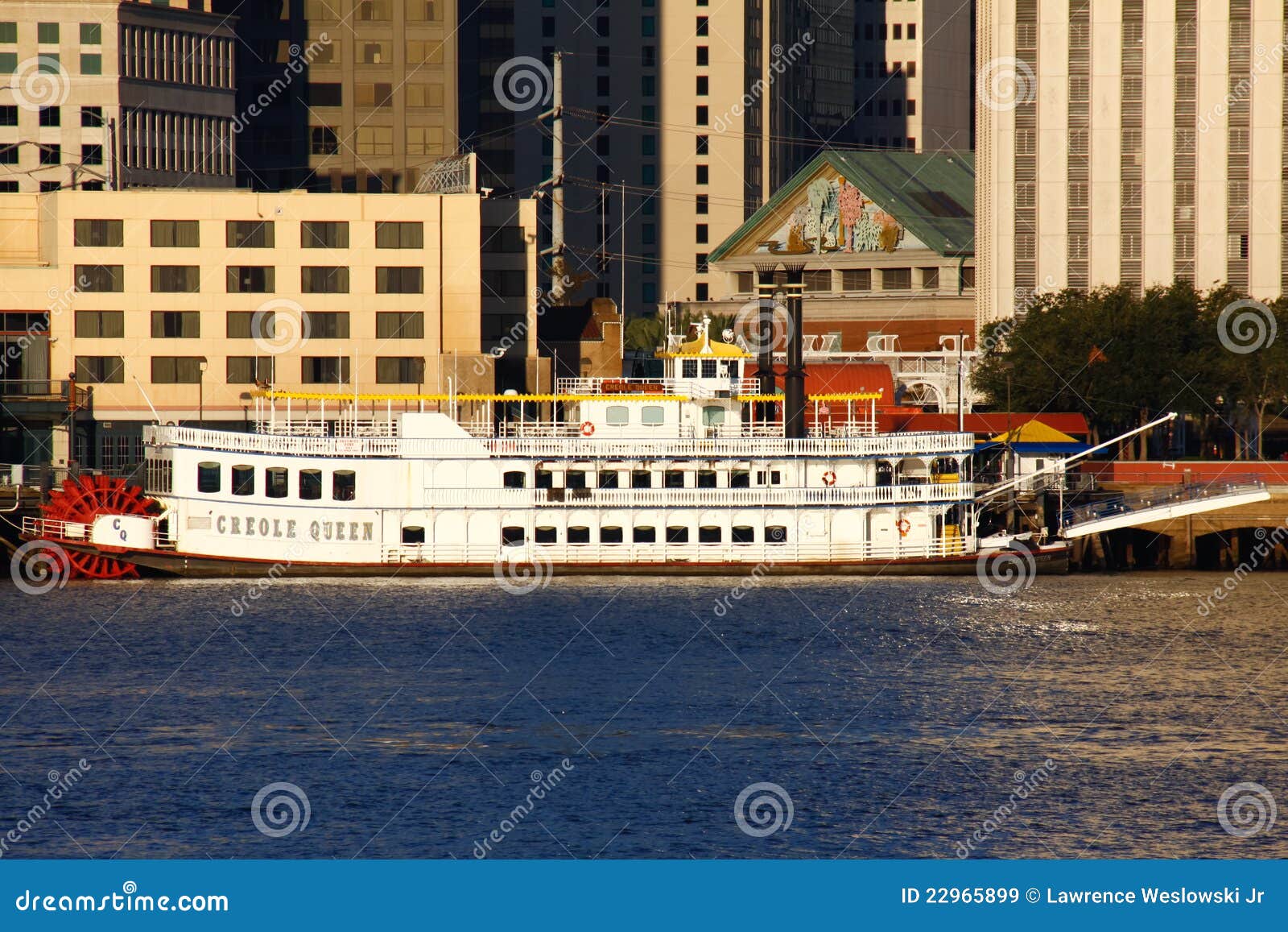 New Orleans Paddlewheeler Creole Queen Editorial Stock Image - Image of ...