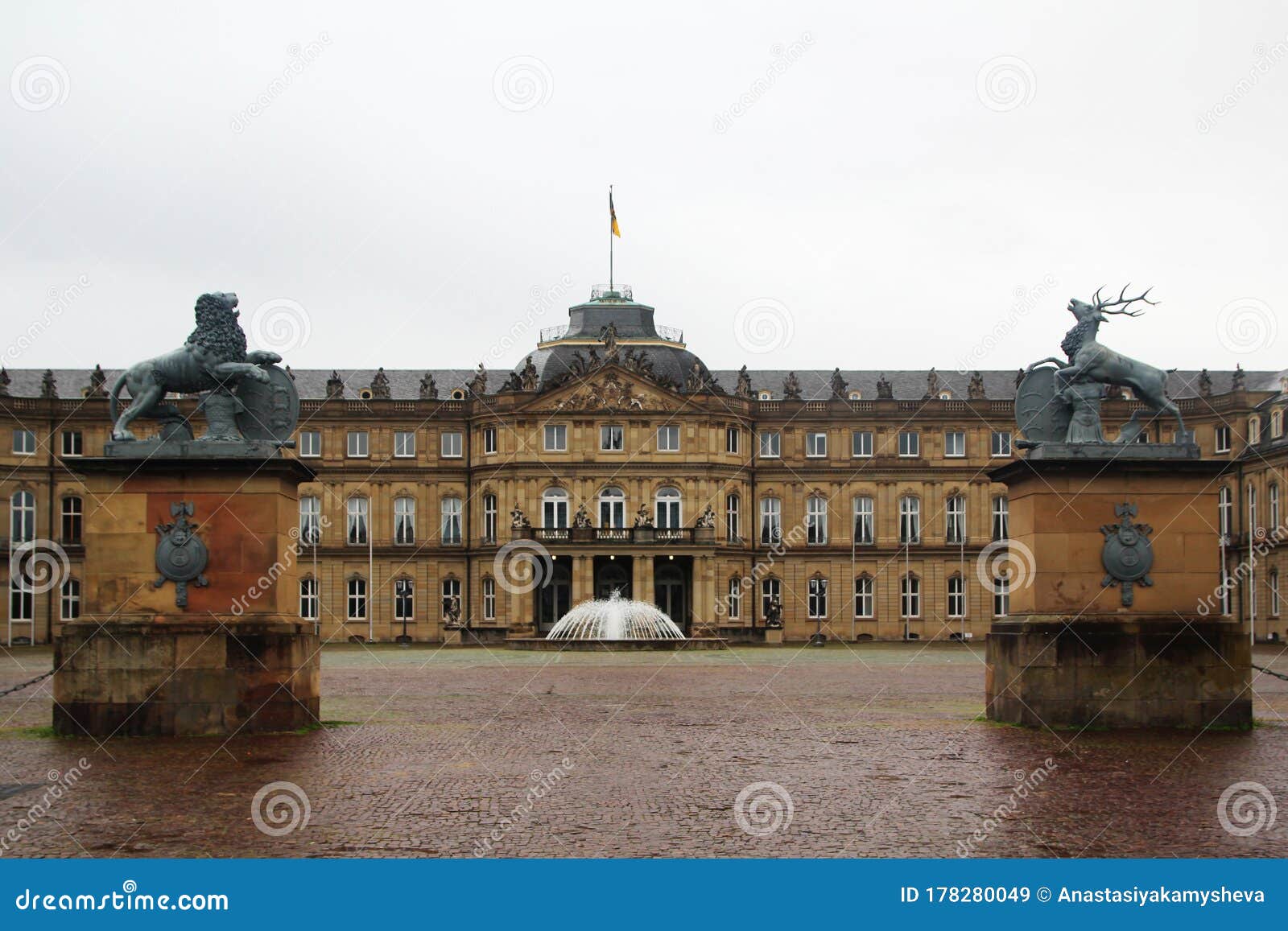 New Palace Square, Stuttgart, Germany Stock Image - Image of landmark ...