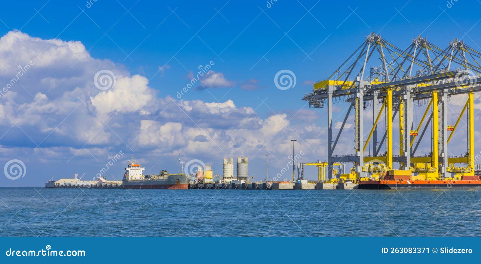 The New Private Ashdod Port, Israel Stock Image - Image of logistic ...