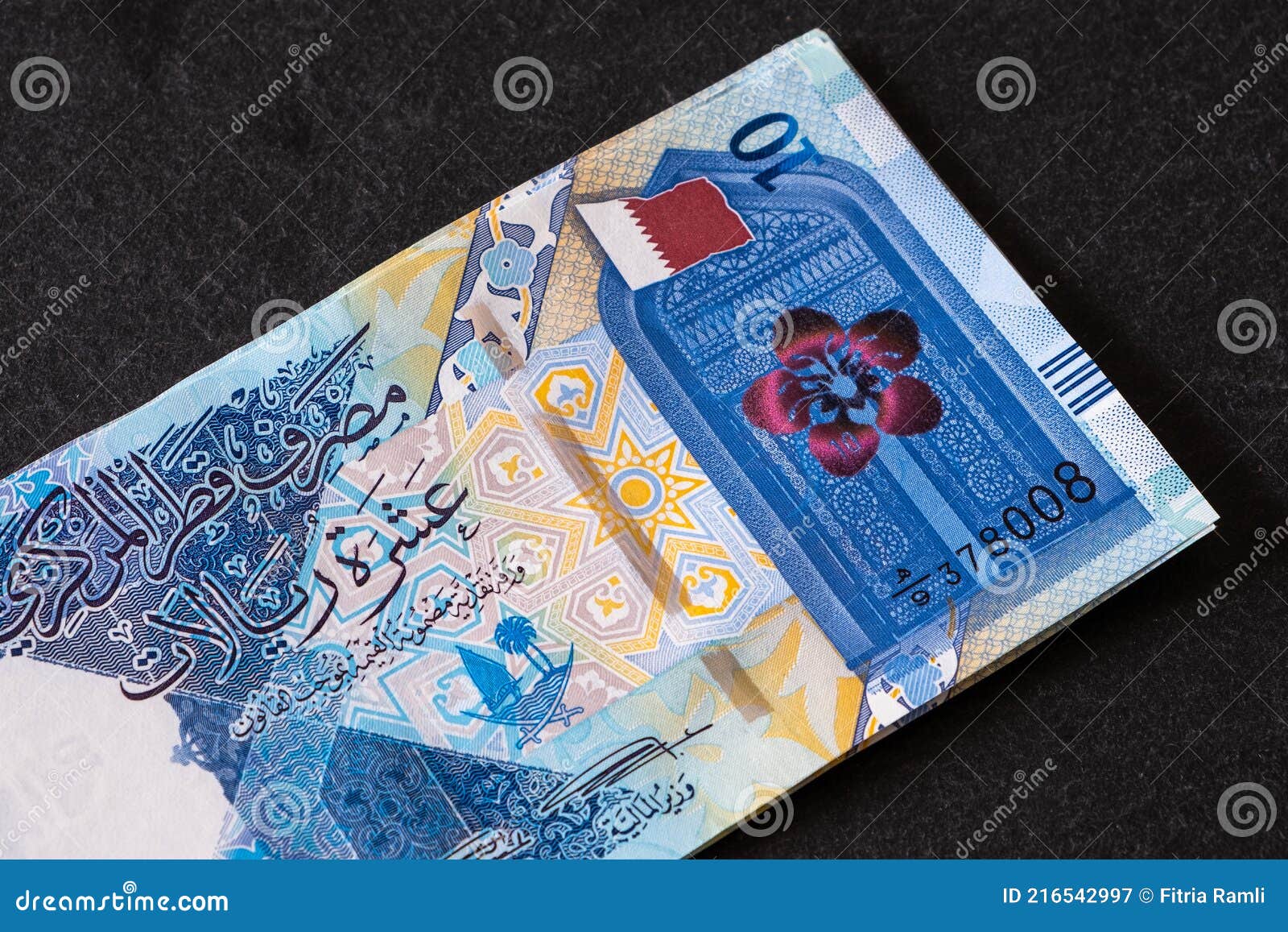 New 10 Qatari Riyal Banknote Stock Image - Image of banknote, financial ...