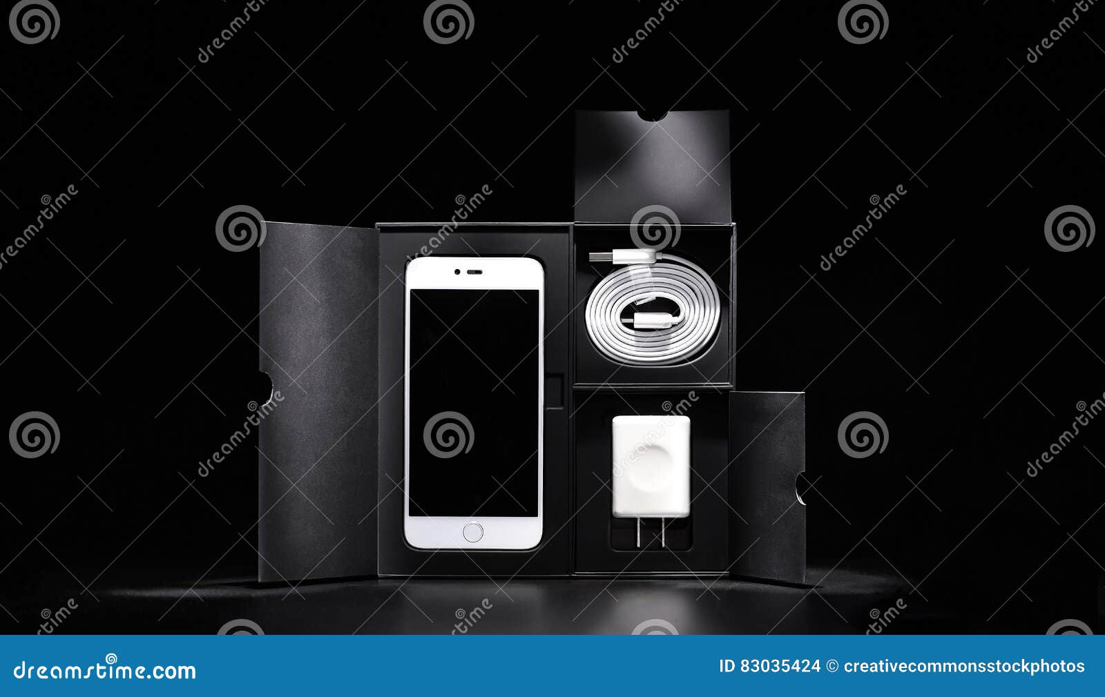 New Smartphone In Box Picture. Image: 83035424