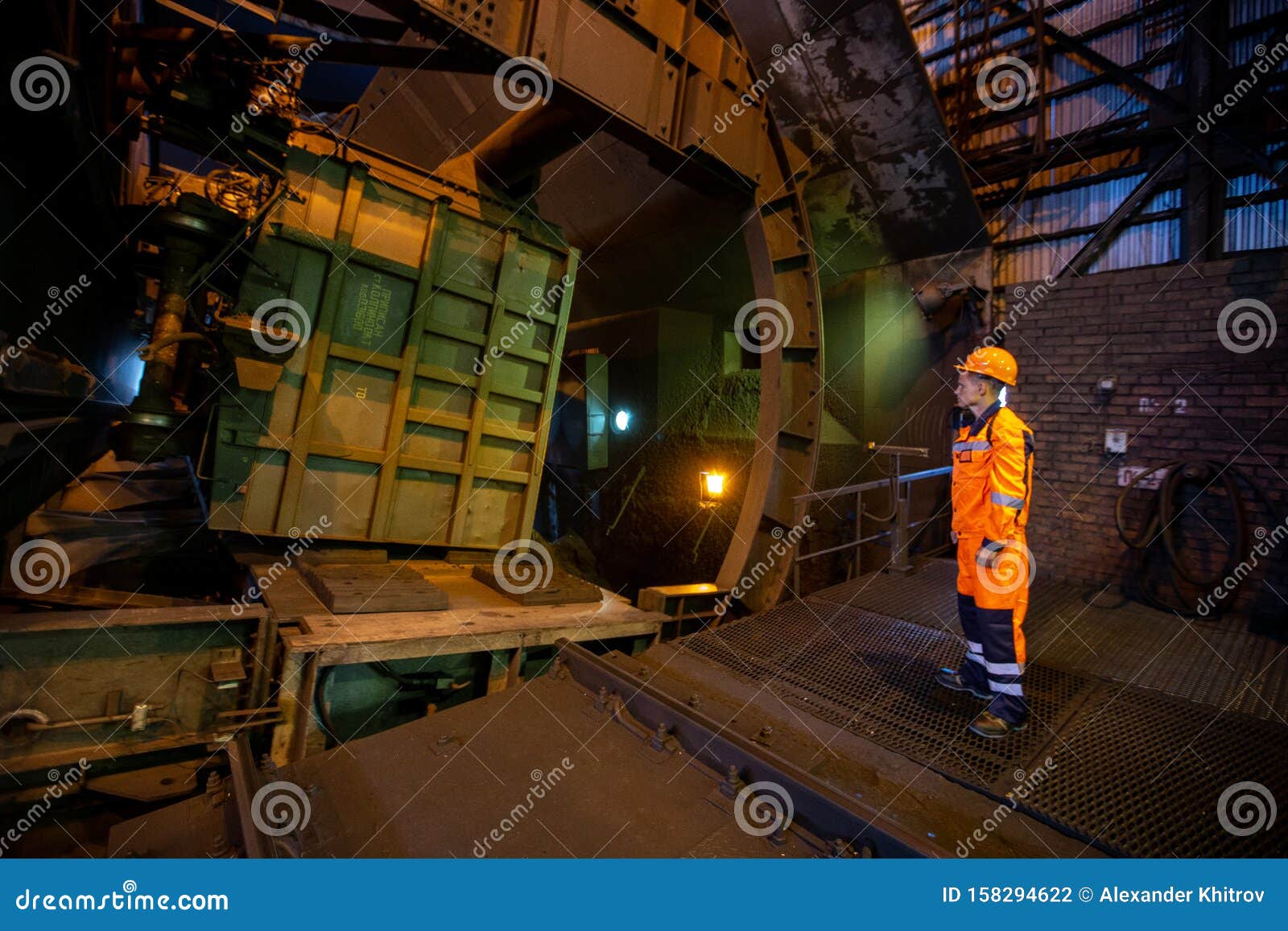 New Stacker-reclaimer for Stacking Coal or Other Bulk Material ...