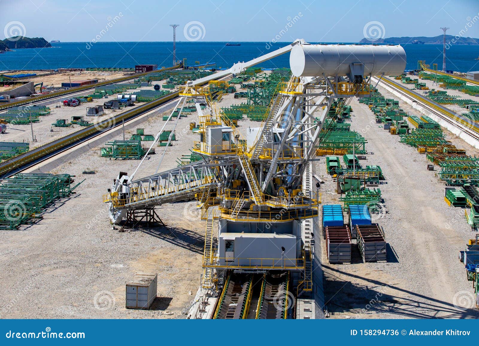 New Stacker-reclaimer for Stacking Coal or Other Bulk Material Stock ...