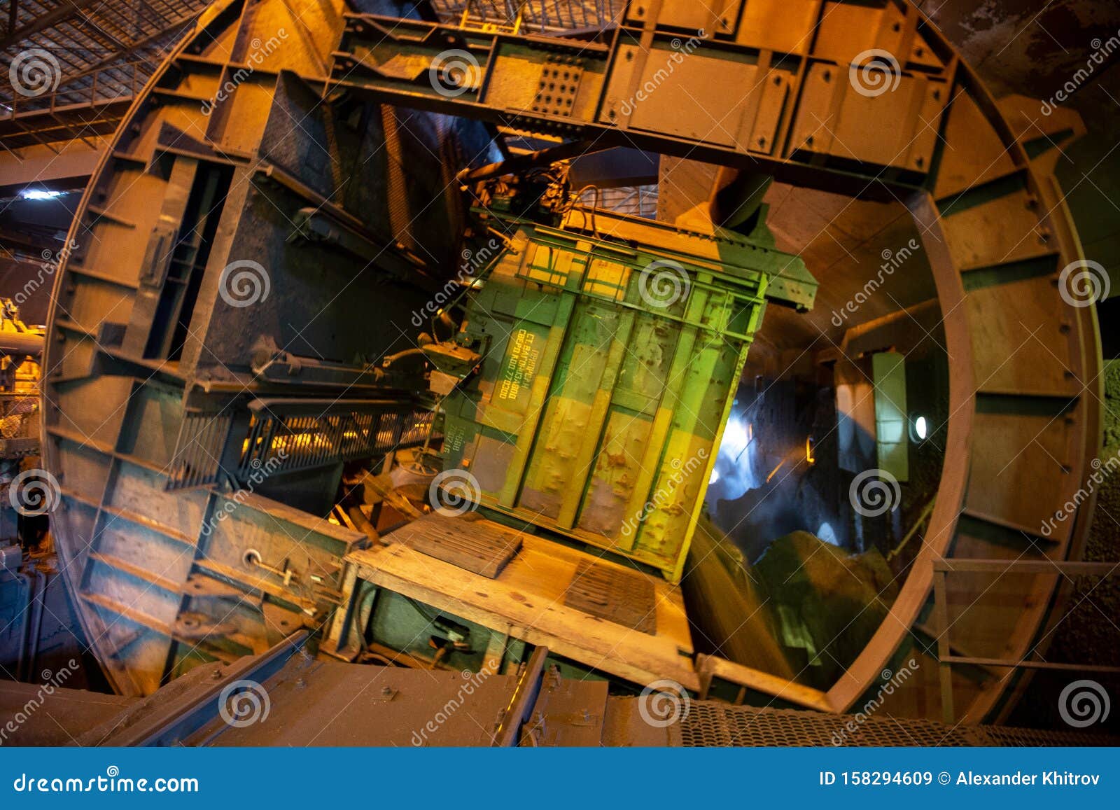 New Stacker-reclaimer for Stacking Coal or Other Bulk Material Stock ...