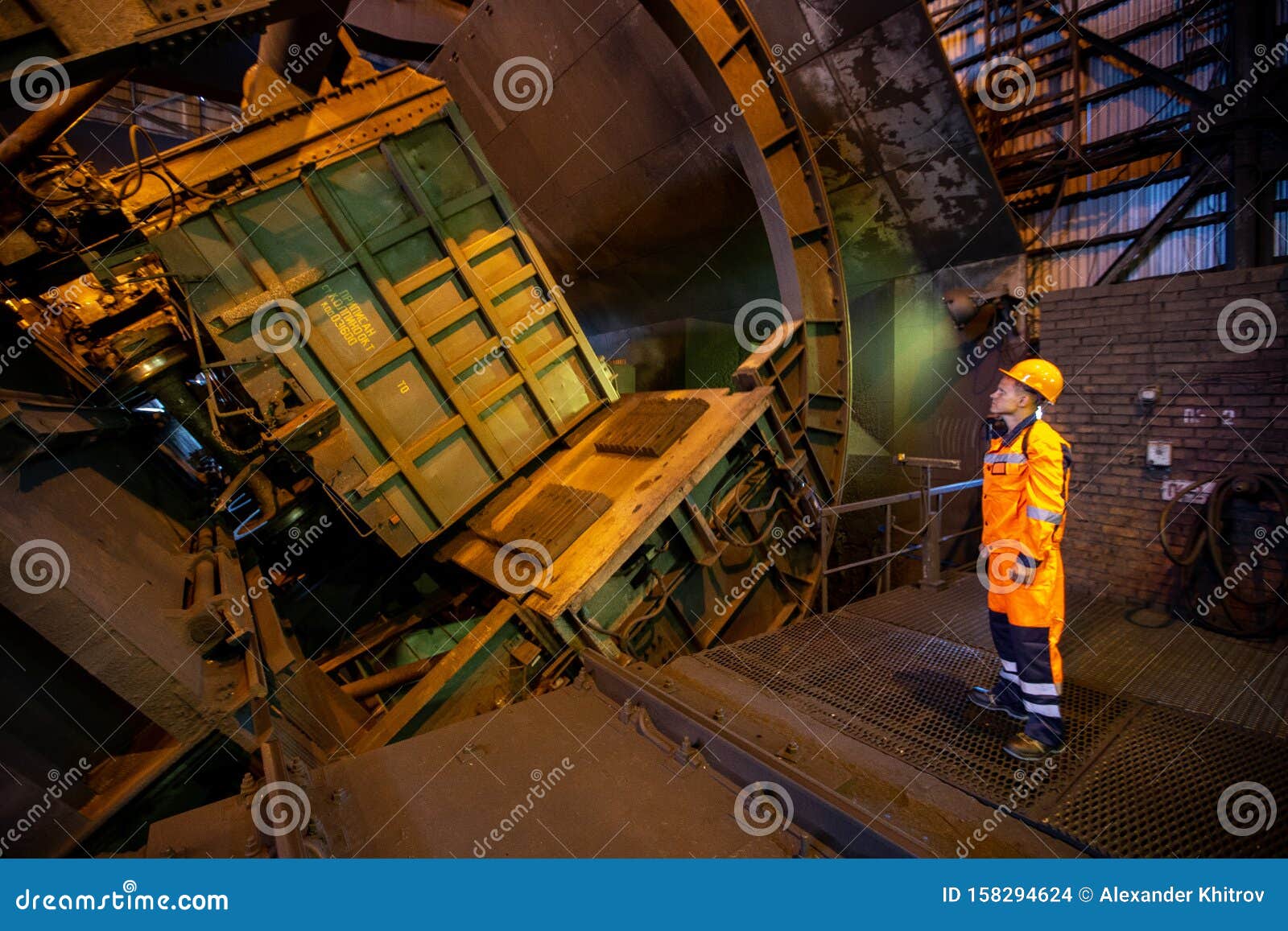 New Stacker-reclaimer for Stacking Coal or Other Bulk Material ...