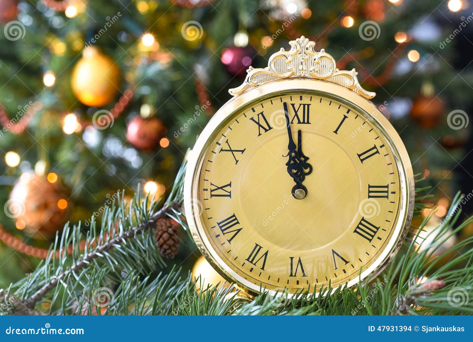 2,764 Setting Clock Stock Photos - Free & Royalty-Free Stock Photos ...