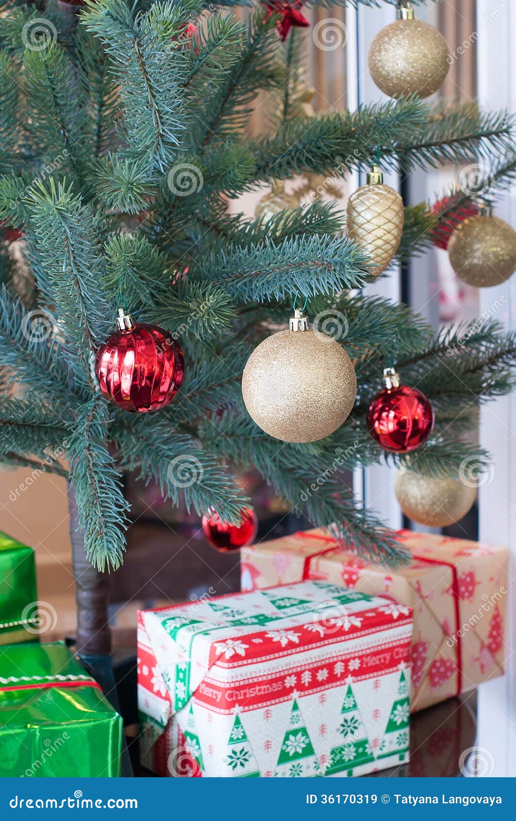 New Years S Presents (vertical) Stock Image - Image of purple, plant ...