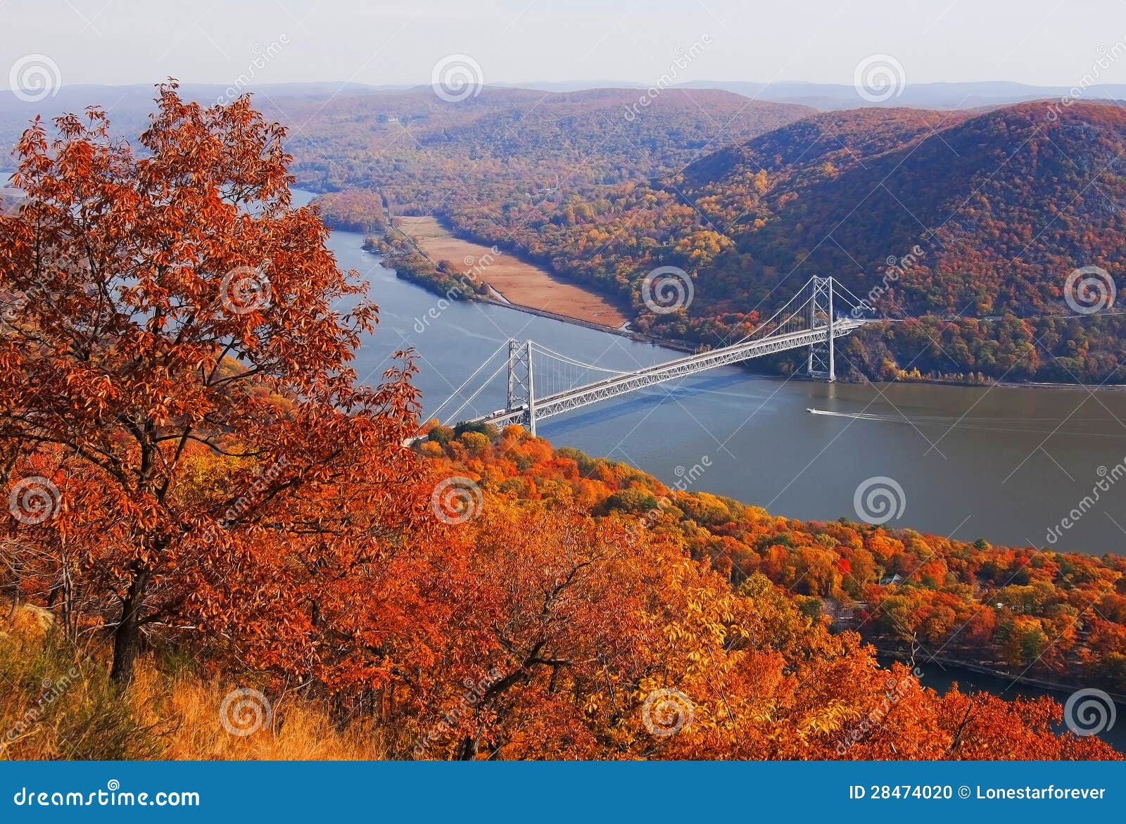 New York Bear Mountain Bridge Stock Photo - Image of york, river: 28474020
