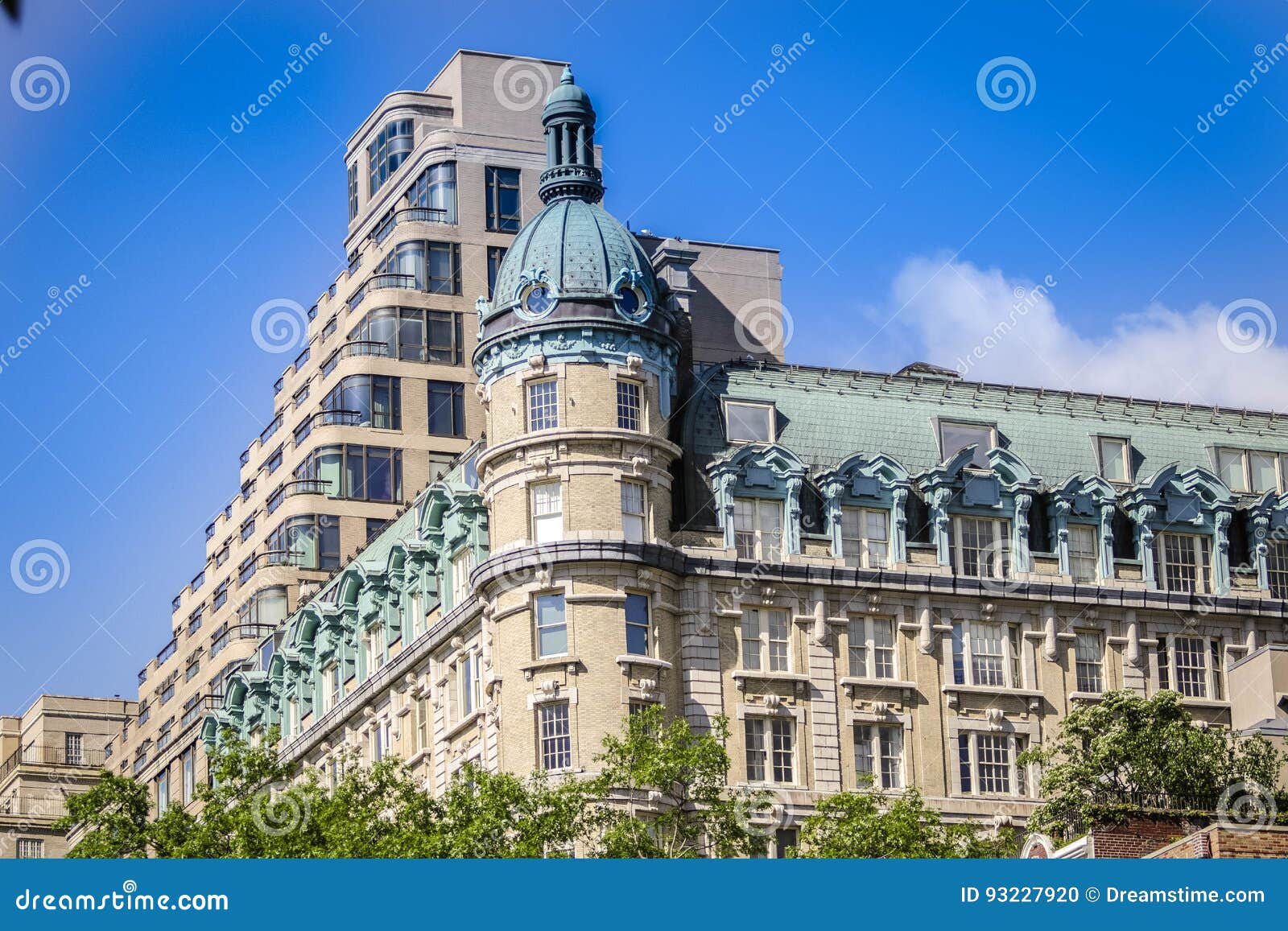 New York Building stock photo. Image of empire, reflection - 93227920