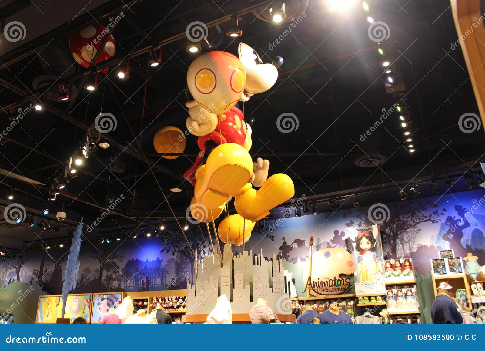 Disney store, Times Square editorial image. Image of times - 108583500