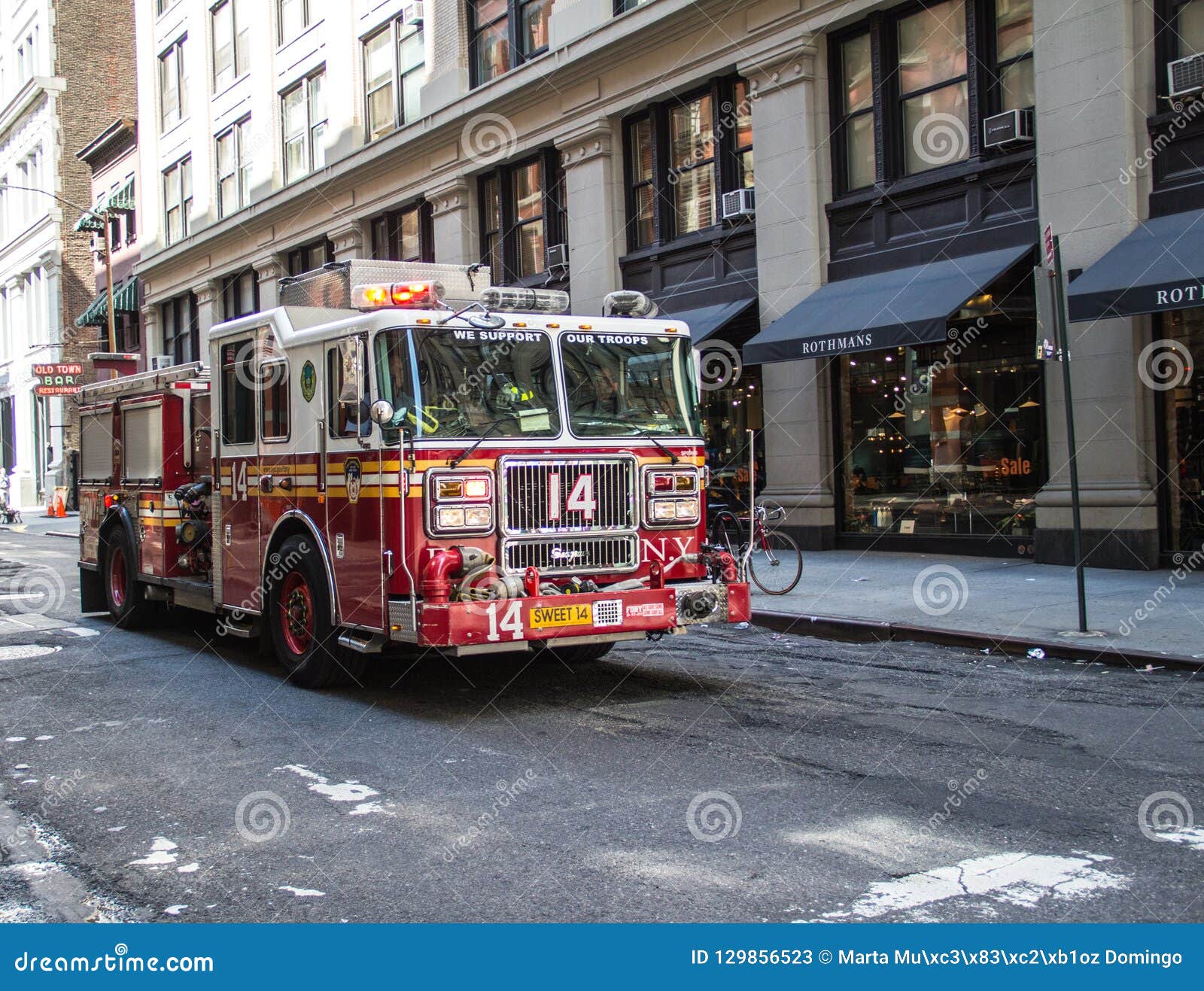 New York fire truck editorial stock photo. Image of paramedic - 129856523