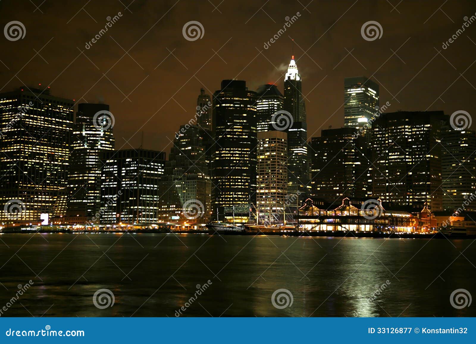 New York, Manhattan stock image. Image of nightlife, tourist - 33126877