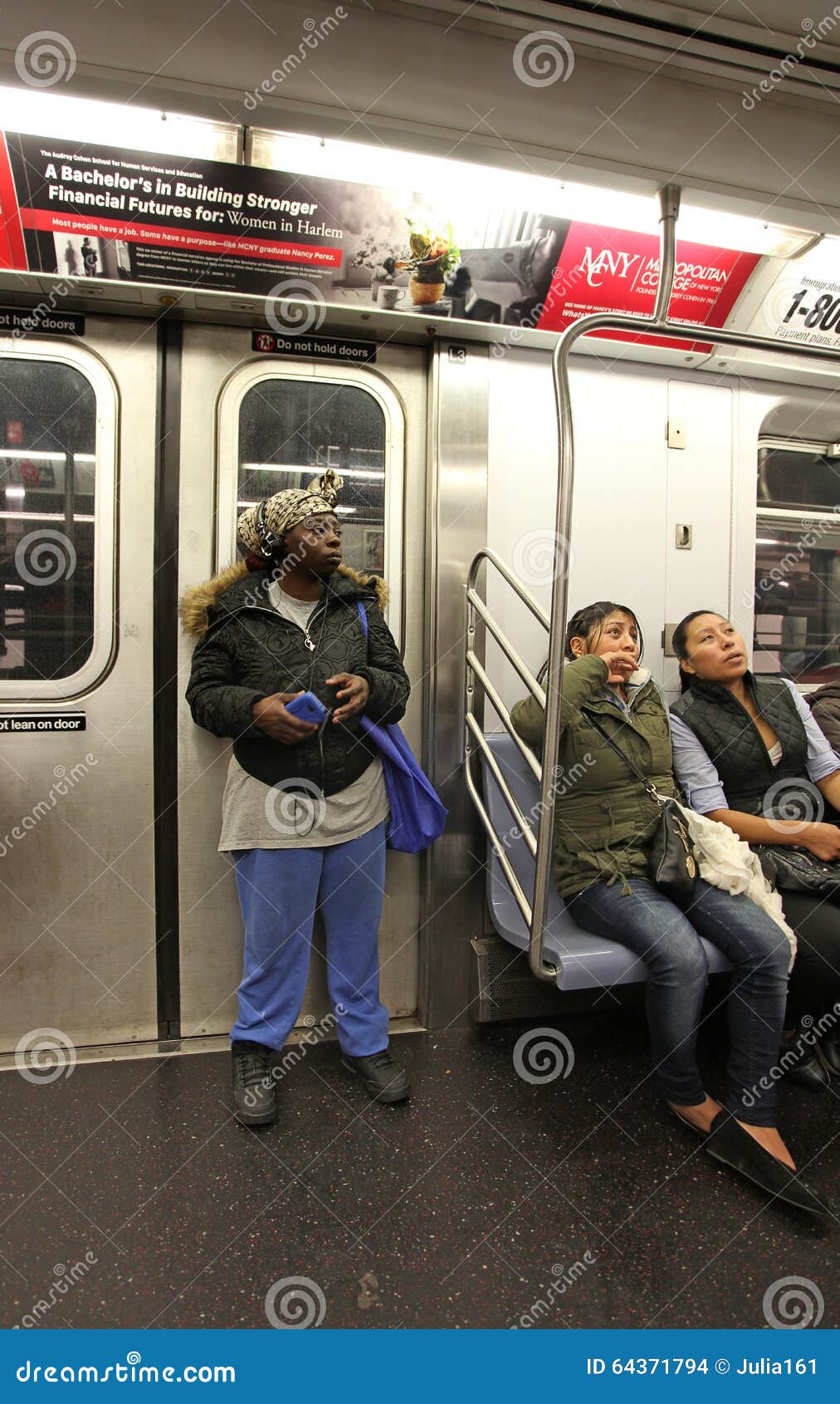 New York metro, USA editorial stock image. Image of december - 64371794