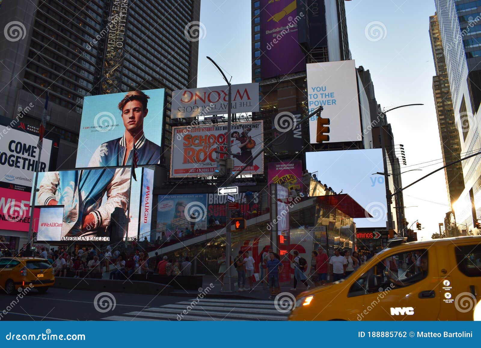 New York / USA - 15/06/2017 - Panoramic View of Times Square Editorial ...