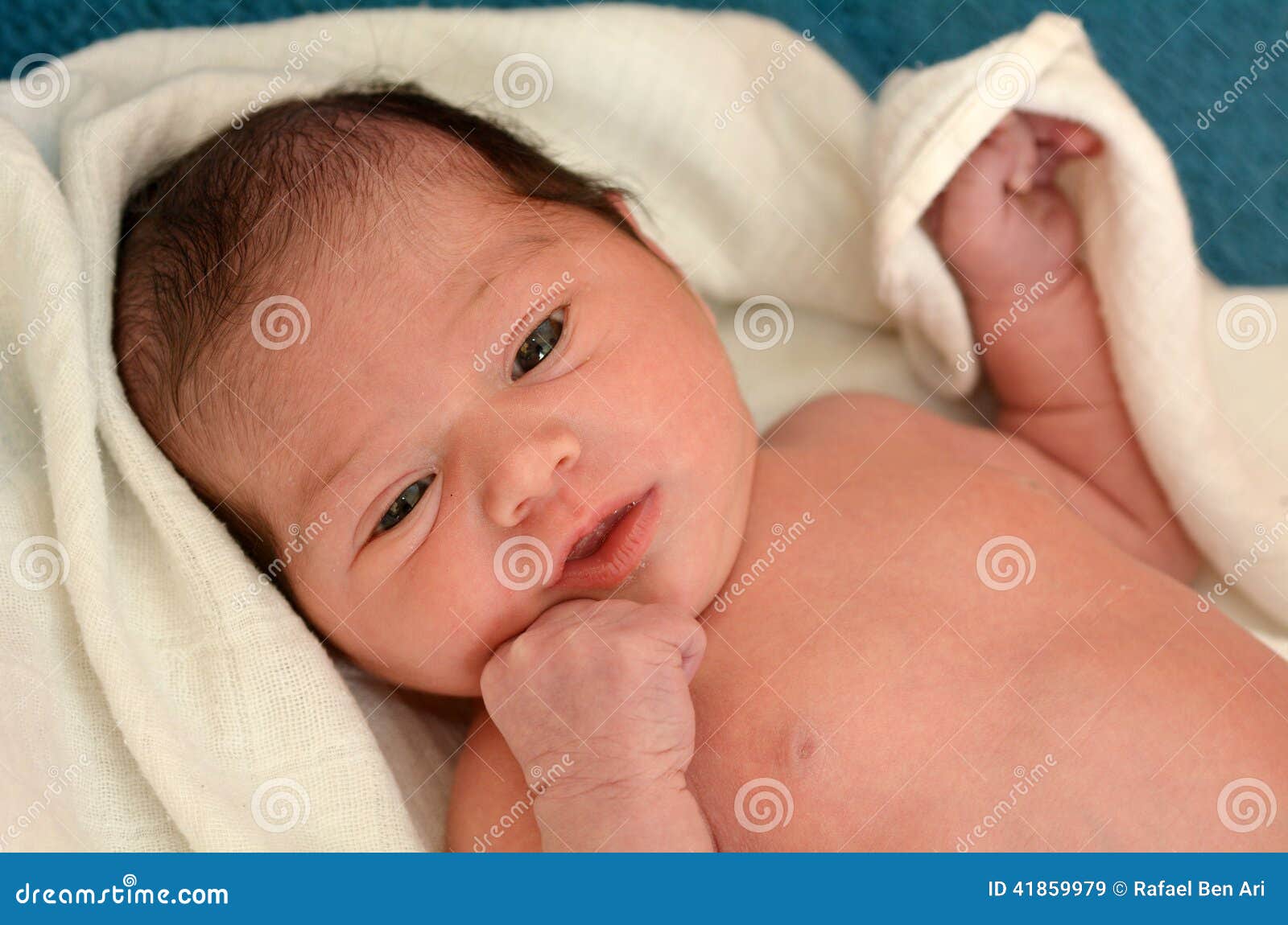 Newborn baby awake stock image. Image of human, innocence - 41859979