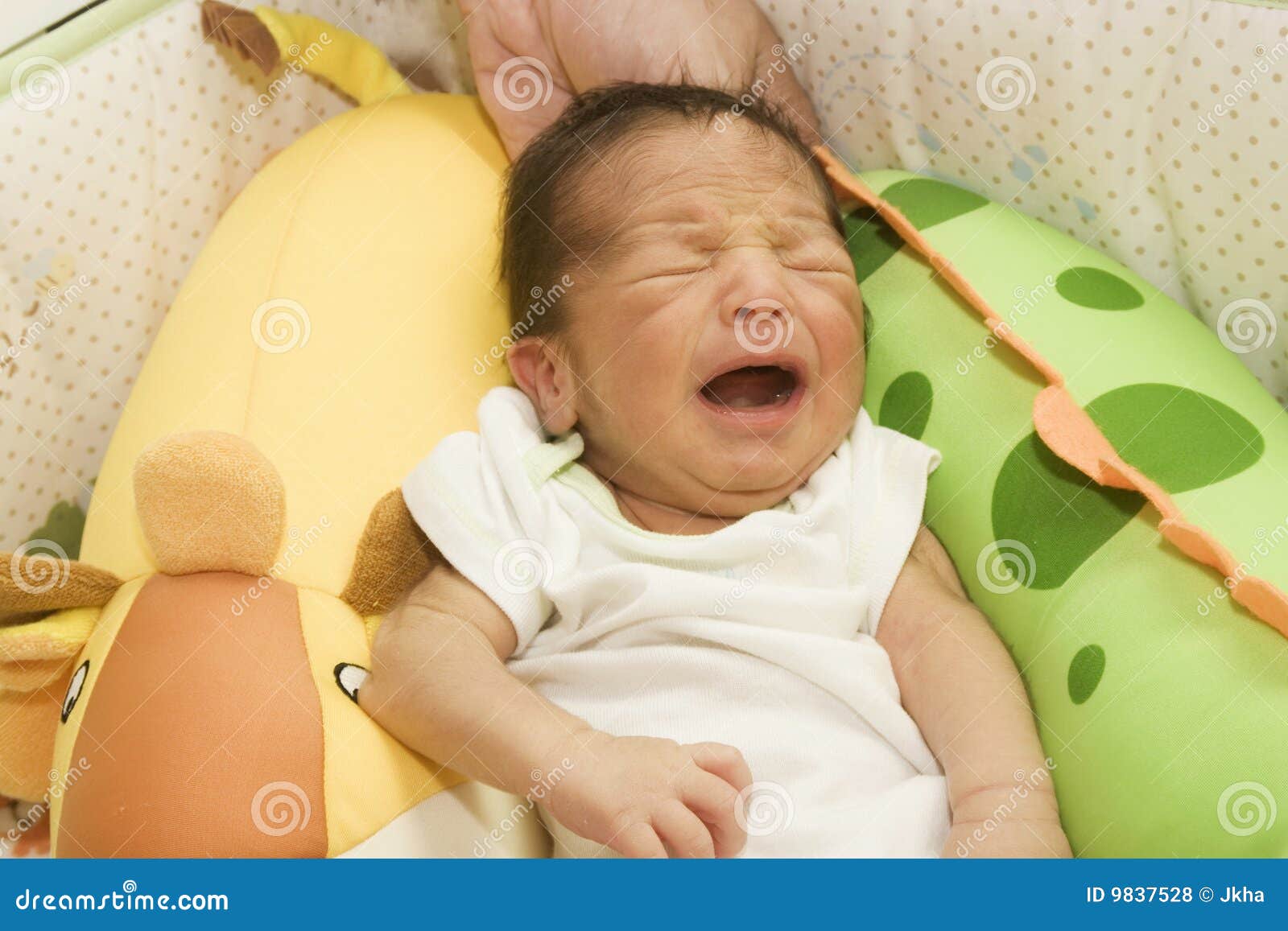 Newborn baby crying stock photo. Image of emotional, care - 9837528