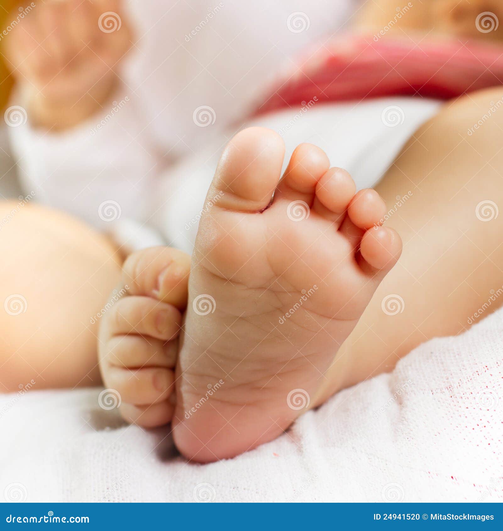 Newborn baby feet stock photo. Image of infant, feet - 24941520