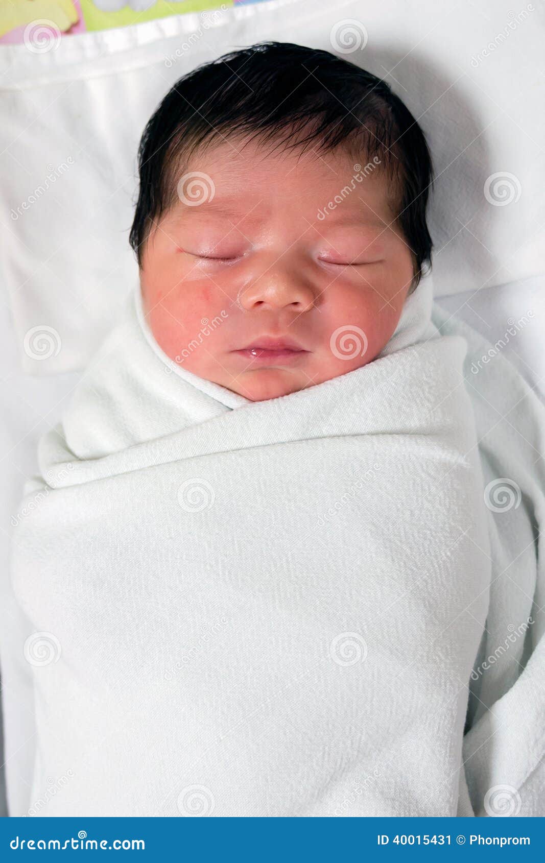 Newborn baby stock image. Image of indoors, innocence - 40015431