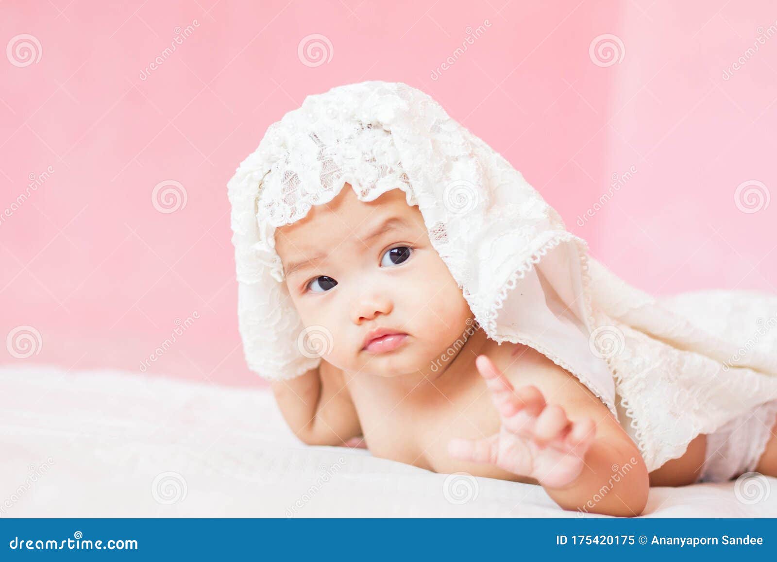 Newborn Baby Looking at the Camera Stock Image - Image of green, asian ...