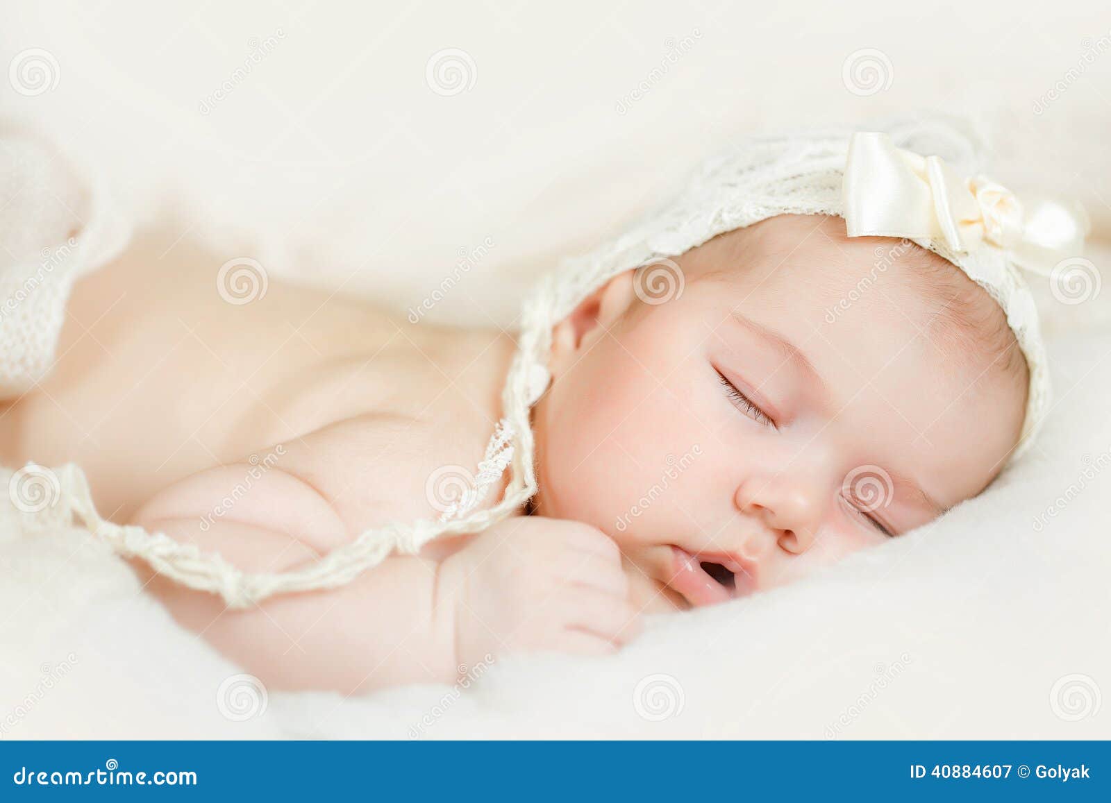 Newborn Baby Peacefully Sleeping Stock Image - Image of little, born ...