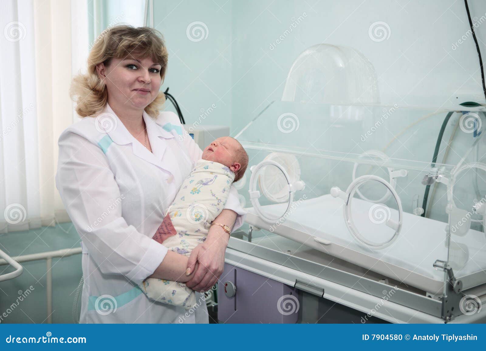 Newborn in Childbearing Centre Stock Photo - Image of birth, doctor ...