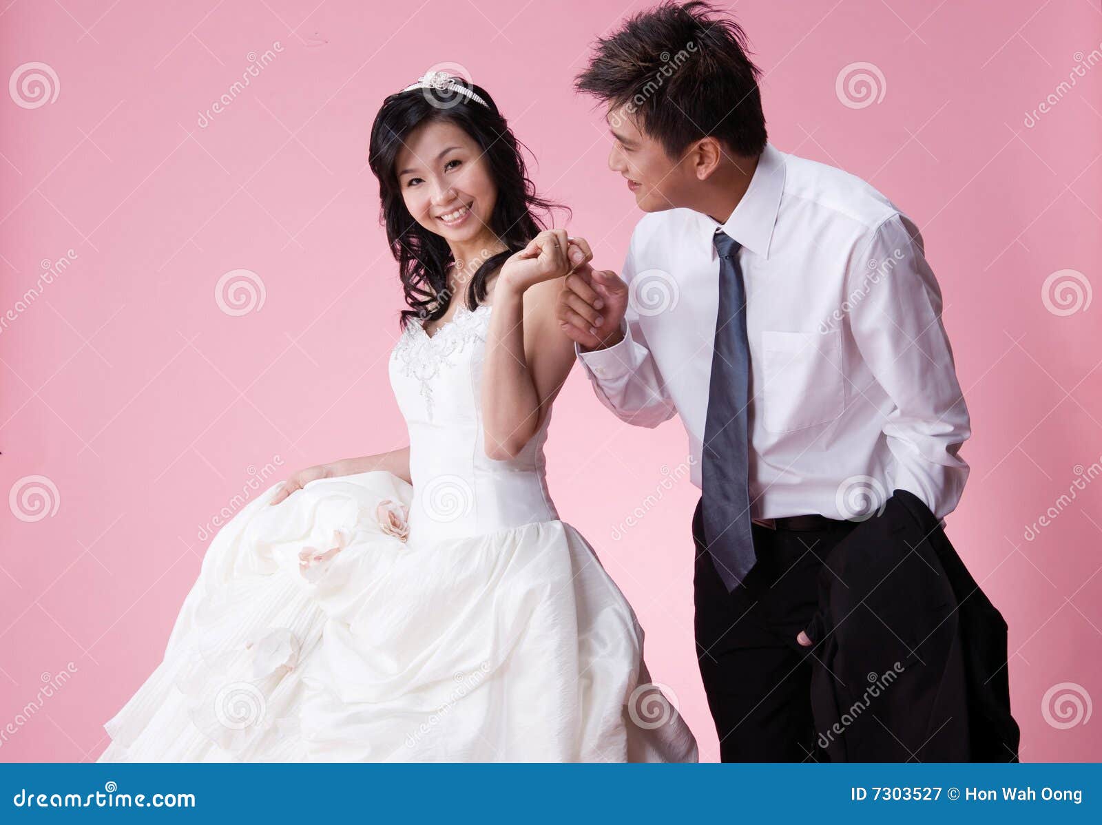 Newly wed couple 3 stock image. Image of male, pretty - 7303527