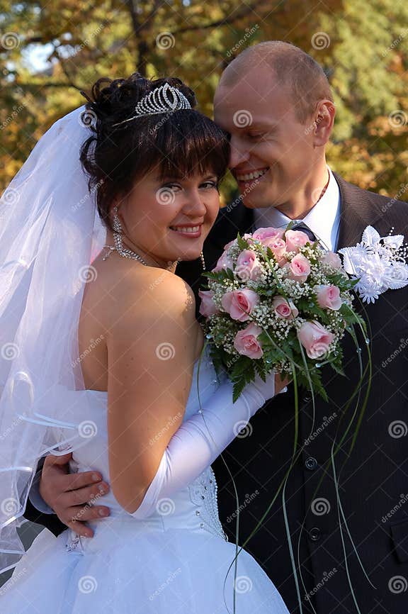 Newly wedded couple stock image. Image of necktie, events - 4738843