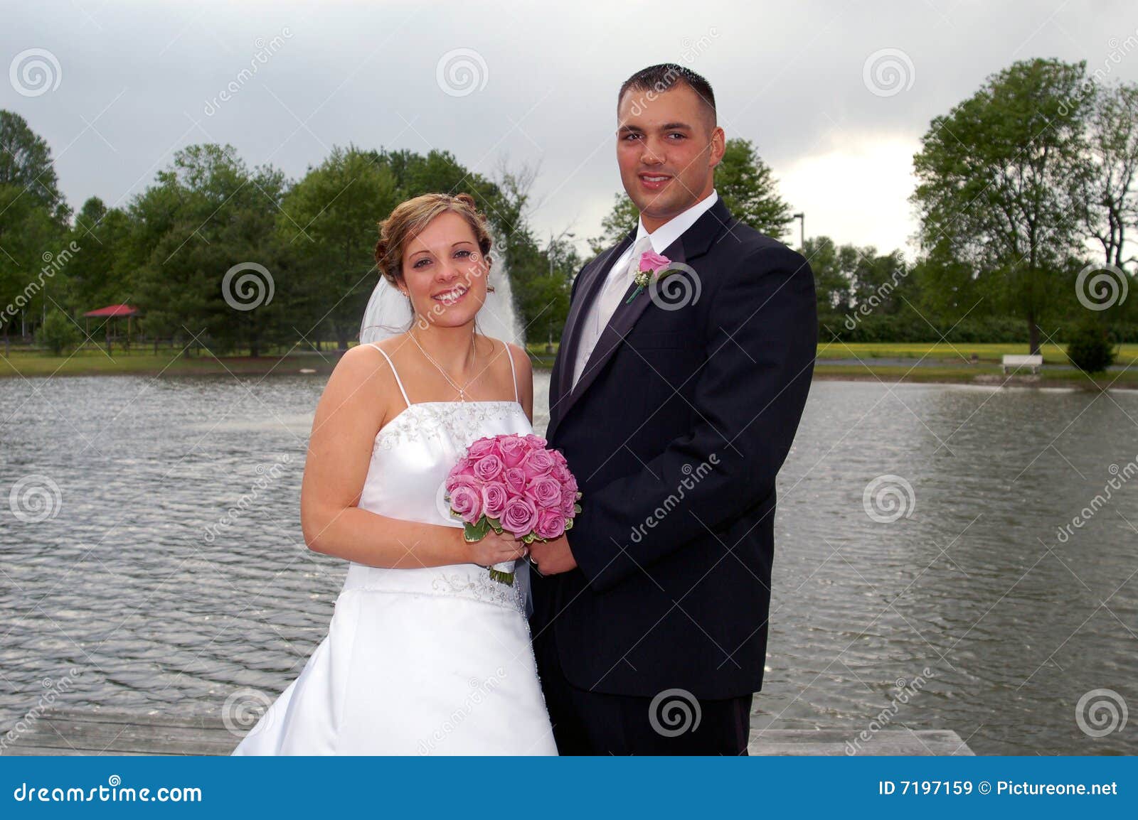 Newlywed bride and groom stock image. Image of bouquet - 7197159