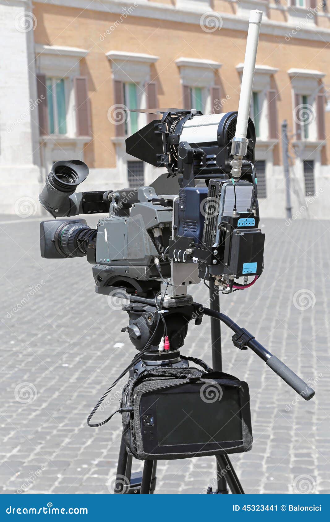 News camera stock image. Image of link, camera, technology - 45323441