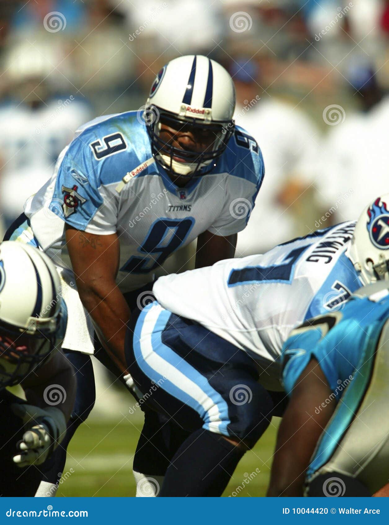 NFL Quarterback Steve McNair Editorial Image - Image of 2003, carolina ...