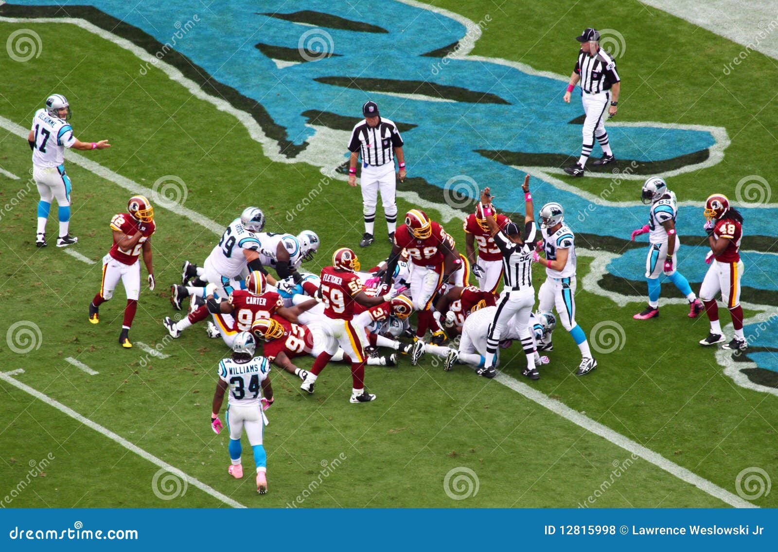 NFL - Ref Signals Touchdown! Editorial Stock Photo - Image of enjoy ...