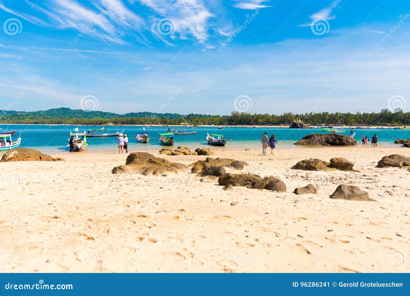 NGAPALI, MYANMAR - DECEMBER 5, 2016: Sandy Beach of Ngapali, Myanmar ...