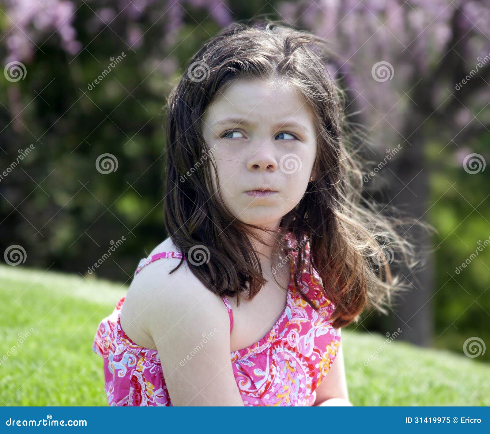 Niña enfadada imagen de archivo. Imagen de actitud, enojado - 31419975