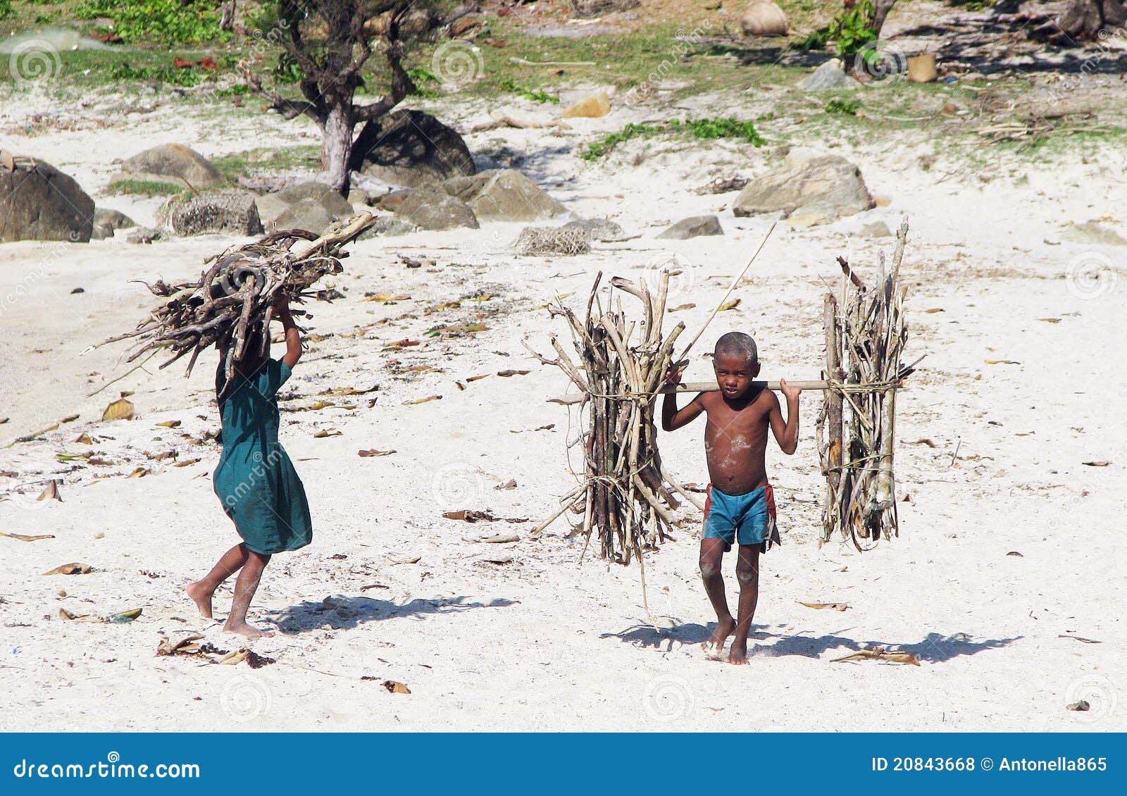 Niños malgaches foto de archivo editorial. Imagen de madagascar - 20843668