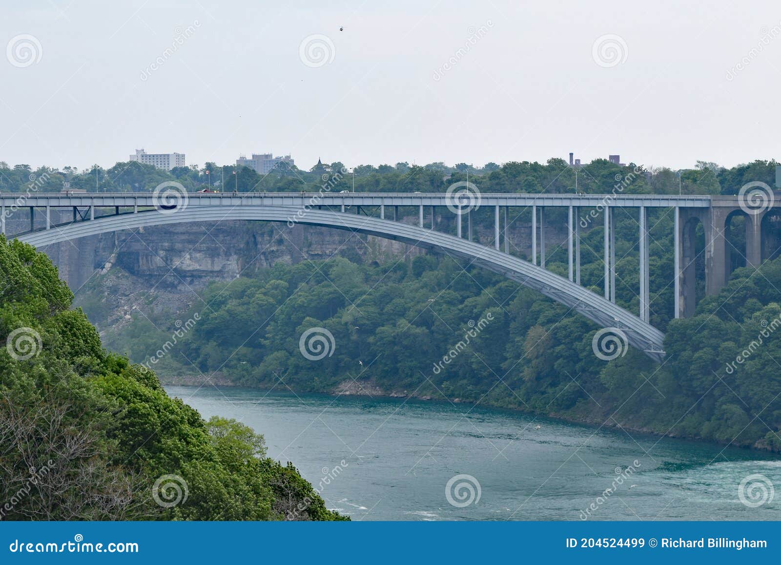 The Lewistonâ€“Queenston Bridge, Niagara, Ontario, Canada Stock Image ...