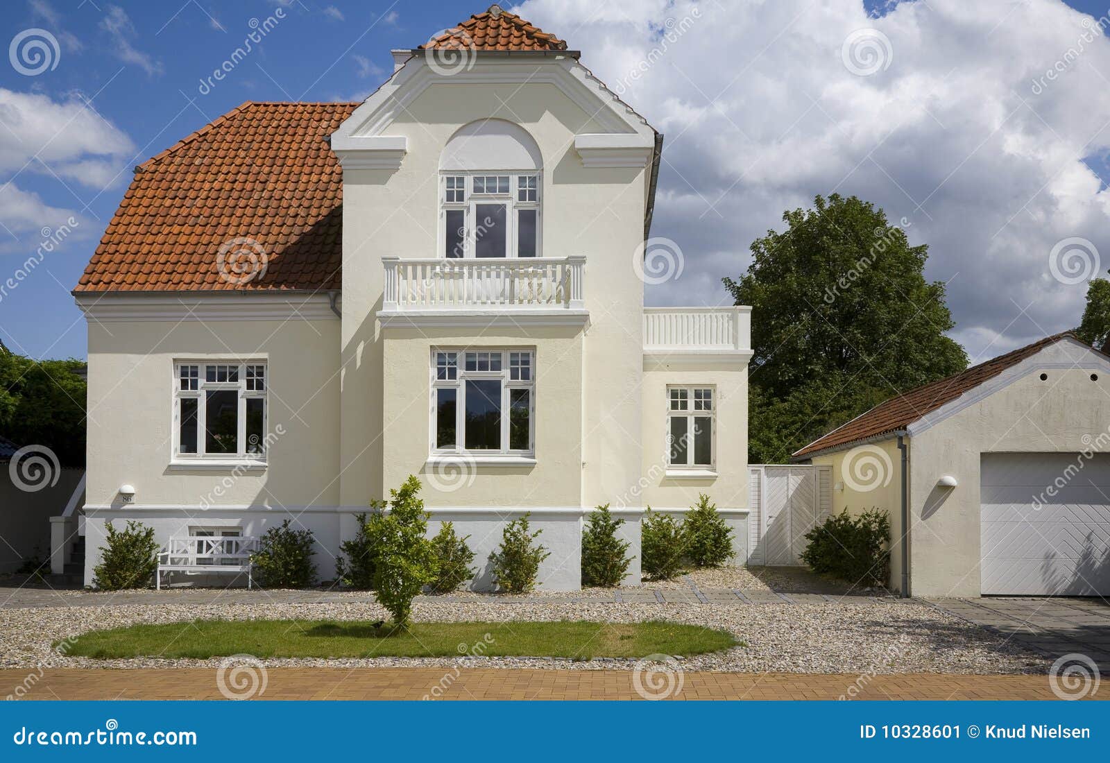 Nice Danish villa stock image. Image of sunny, outdoors - 10328601