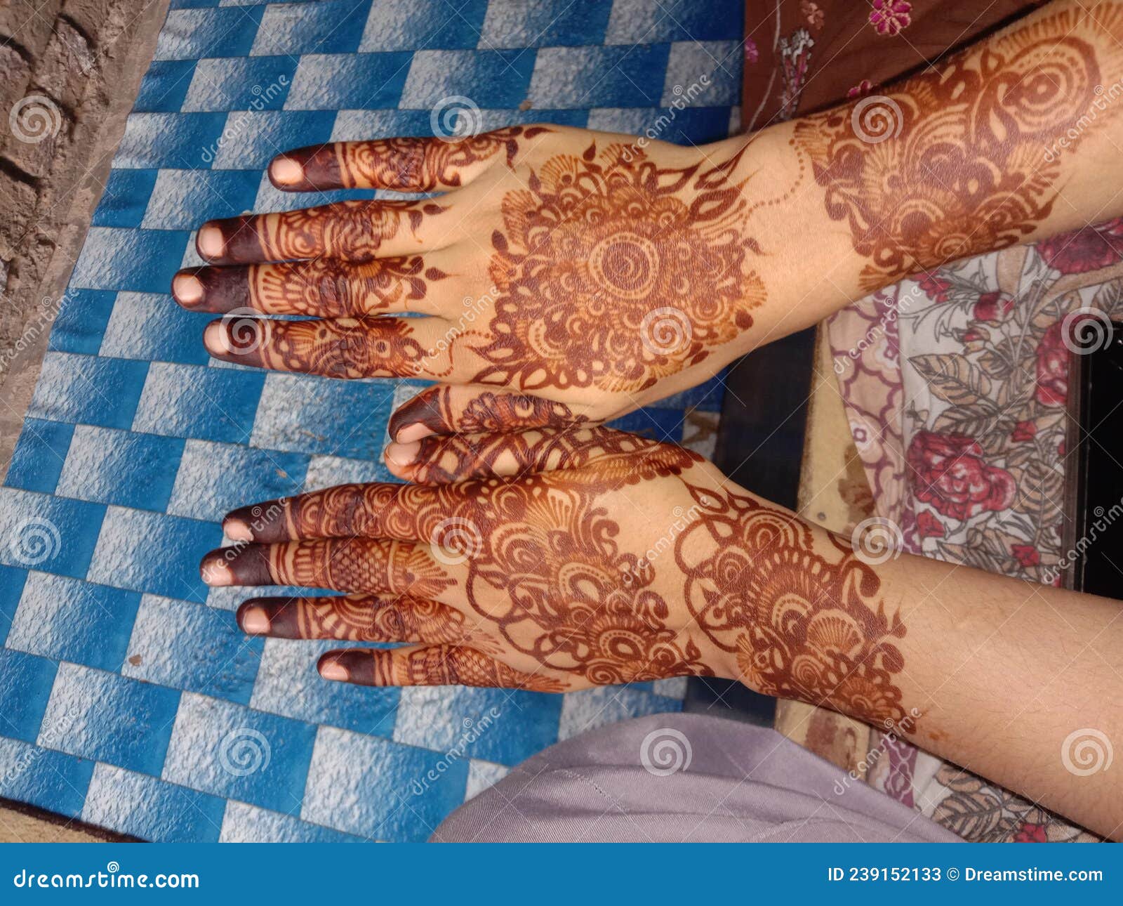So Nice Hand Very Nice Mahndi Stock Image - Image of nice, mahndi ...