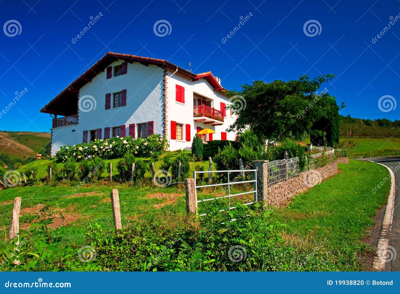 Nice house stock photo. Image of leaf, nature, green - 19938820