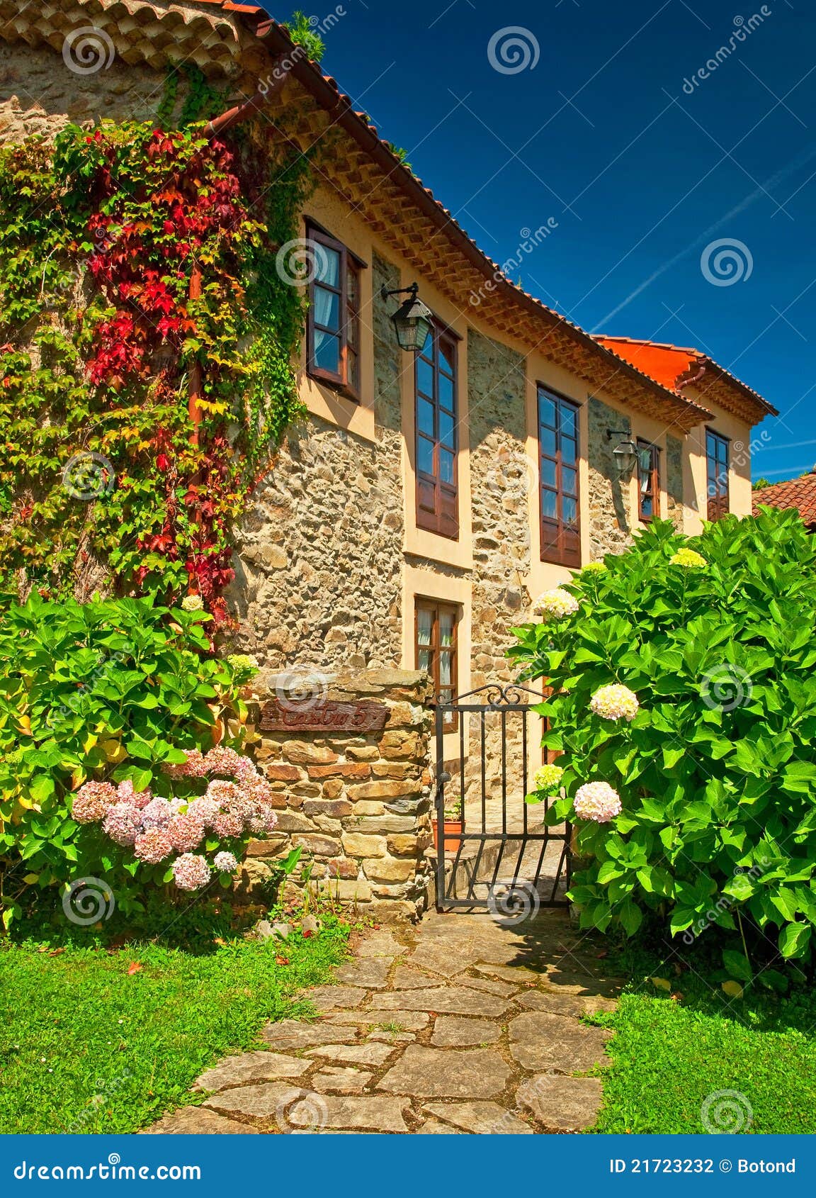 Nice house stock photo. Image of garden, italy, outdoor - 21723232