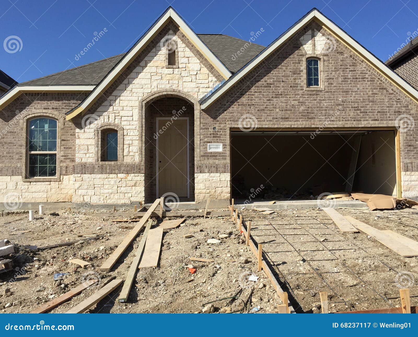 Nice New House Construction in Suburban Stock Image - Image of home ...