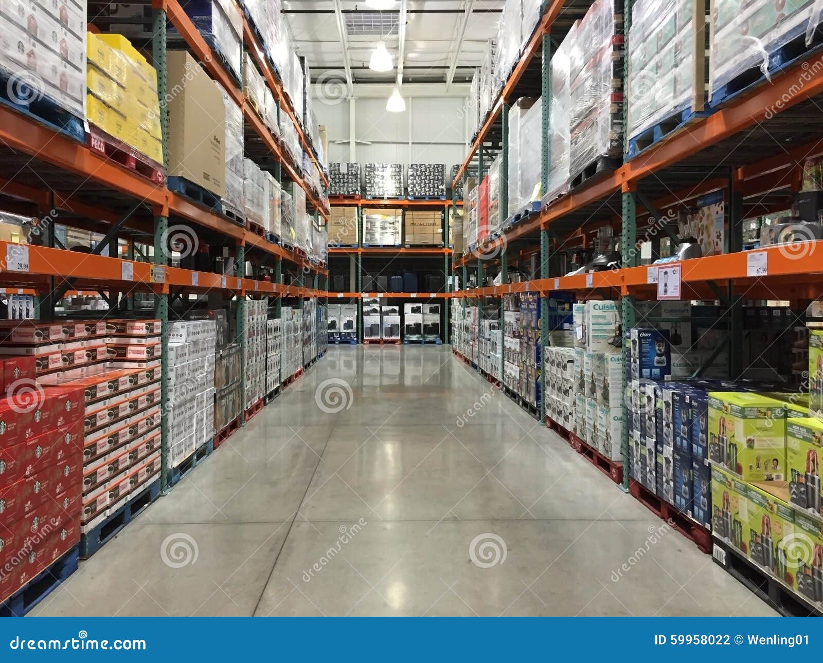 Nice store Costco interior editorial photography. Image of store - 59958022