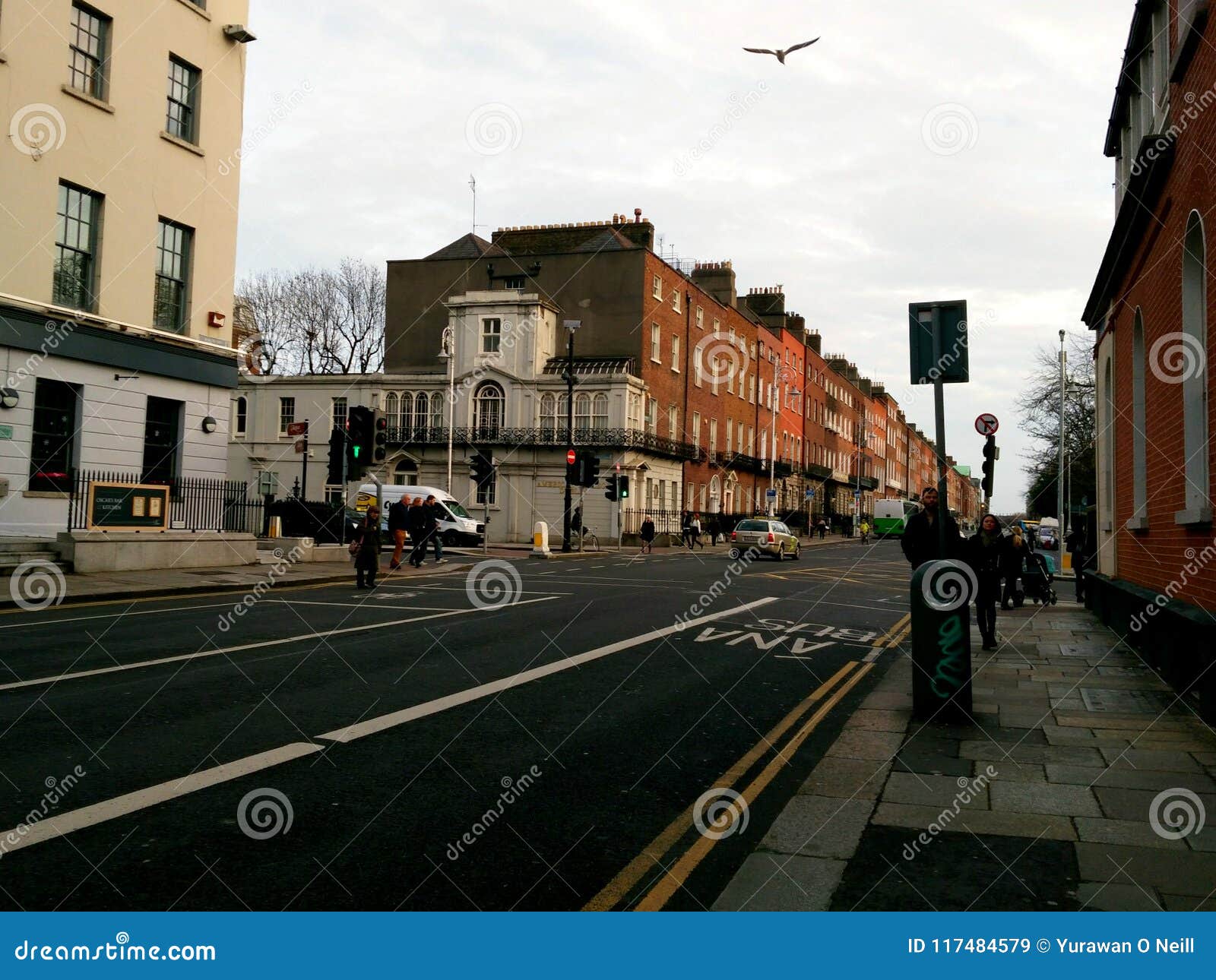 Dublin city editorial stock image. Image of buildings - 117484579
