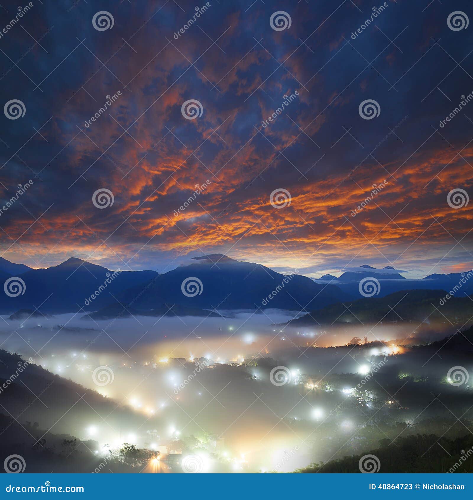 Nice sunrise stock image. Image of night, gold, dawn - 40864723