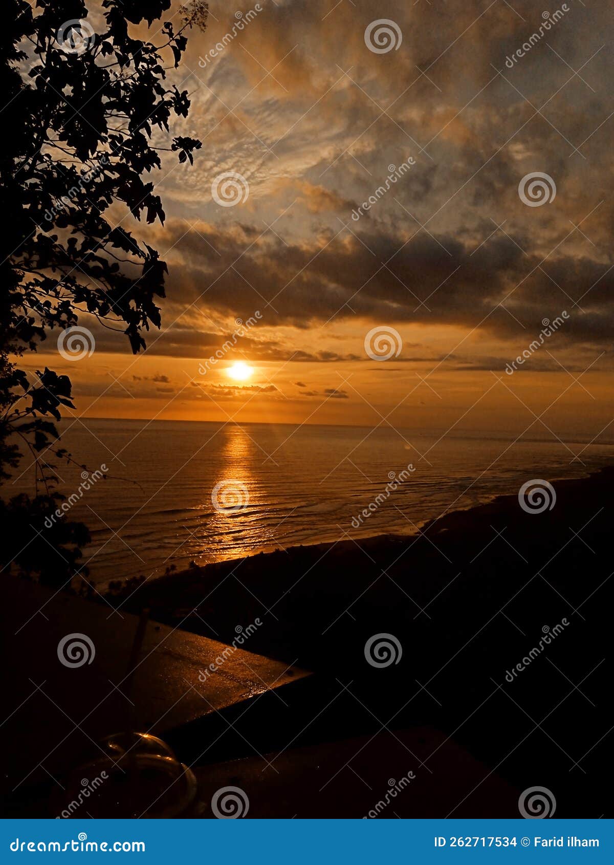 Nice Sunset in Parangtritis Beach Stock Photo - Image of topview, nice ...