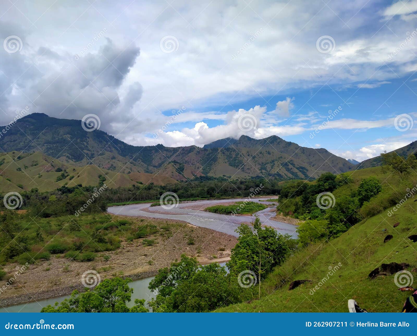 Nice View Mountains and Rivers Stock Image - Image of valley, plateau ...