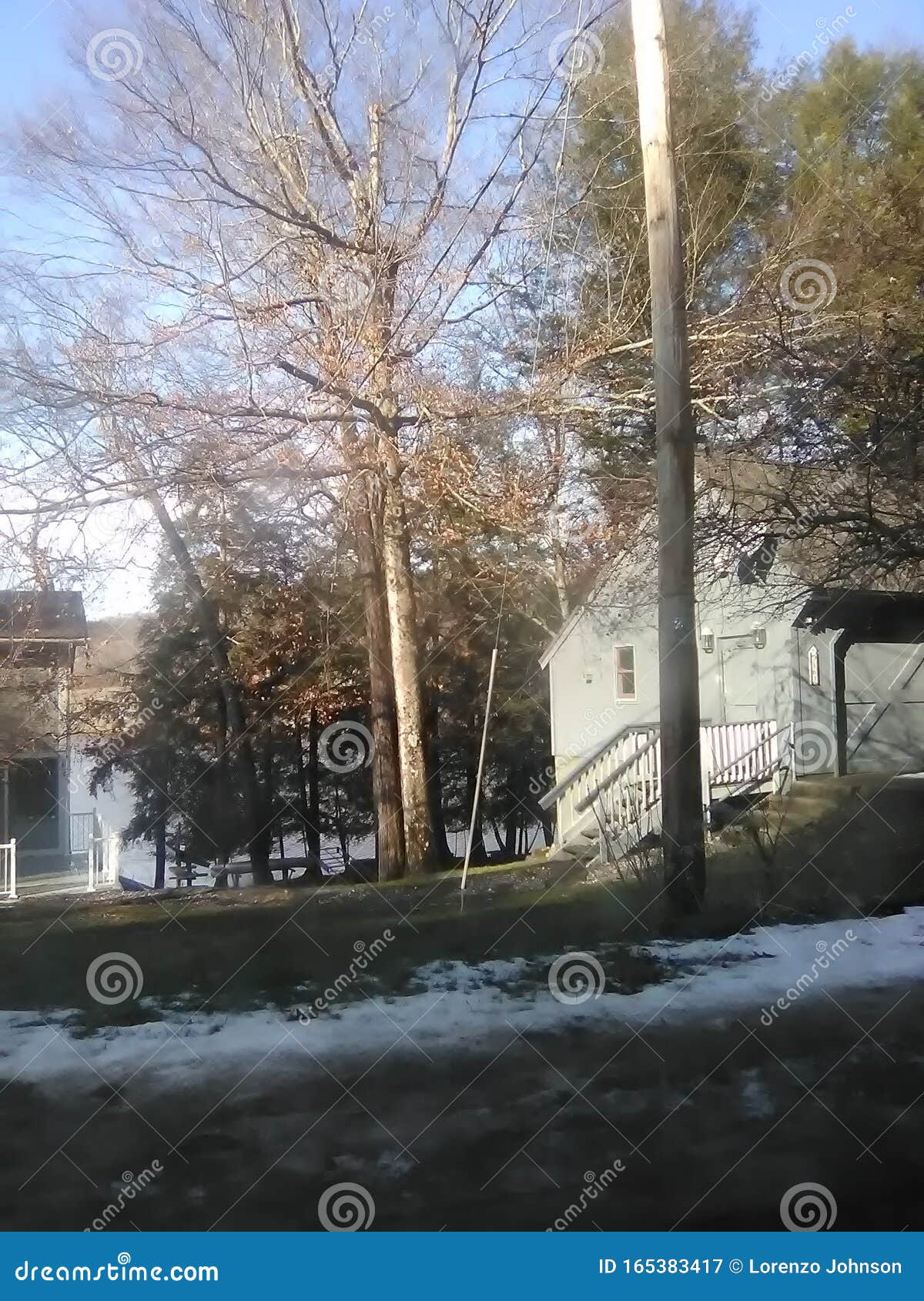 Nice View Quaint House Pole Tree Stock Image - Image of quaint, view ...