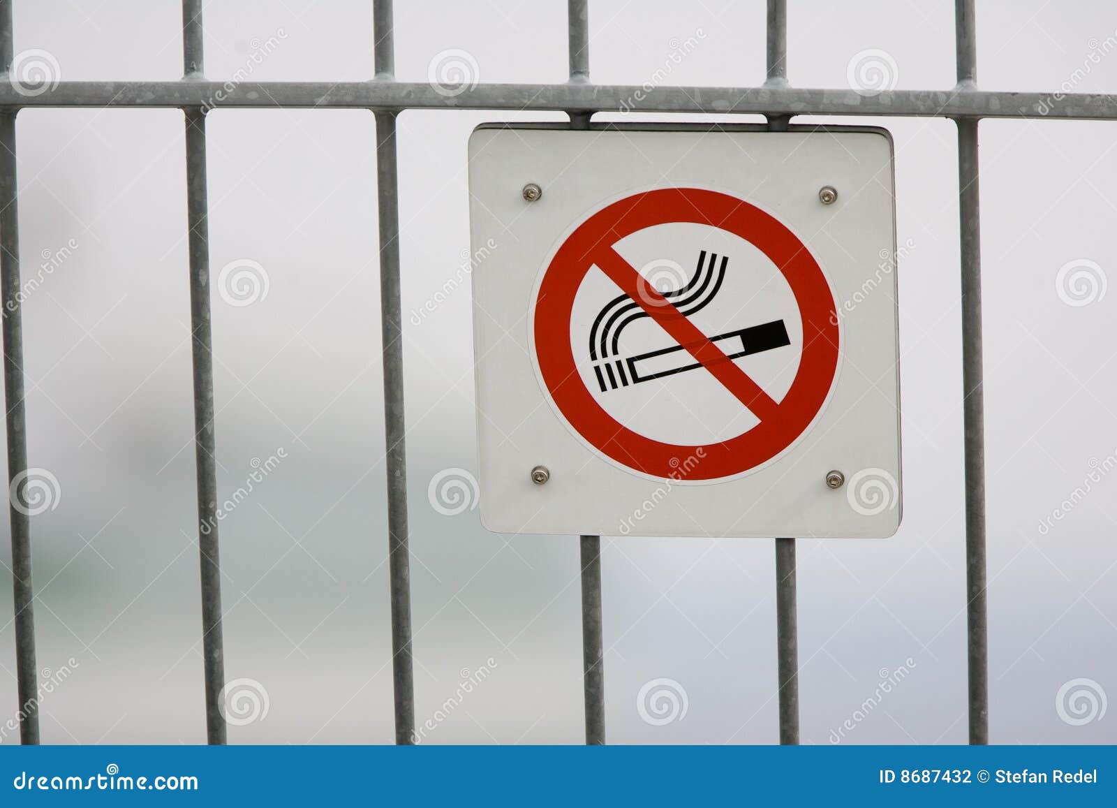 Nichtraucherzeichen stockfoto. Bild von kreis, warnen - 8687432