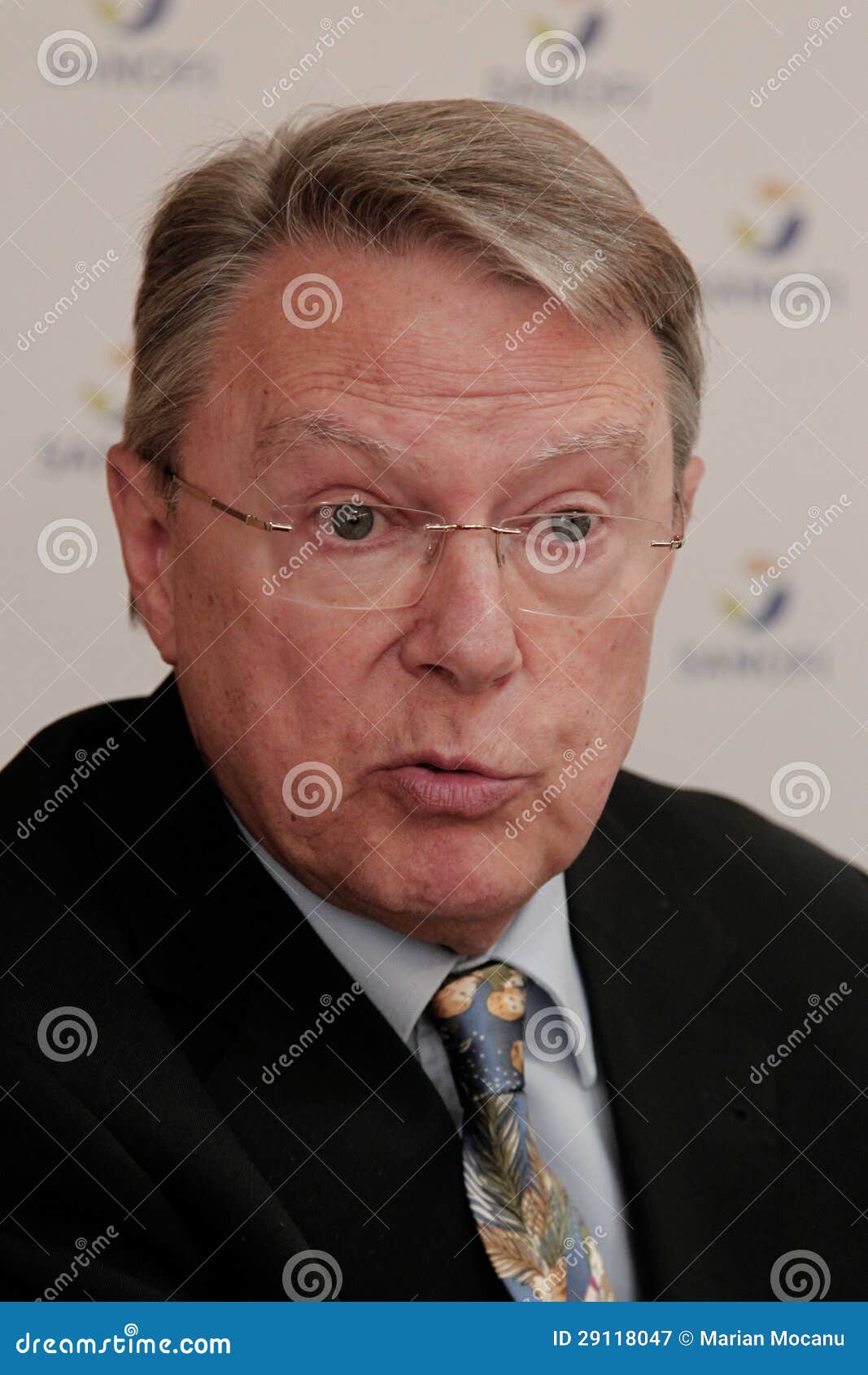 Nicolae Hancu editorial photography. Image of interview - 29118047