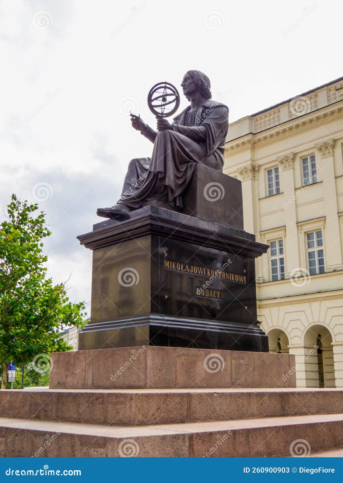 Nicolas Copernicus Monument, Warsaw, Poland Editorial Stock Photo ...